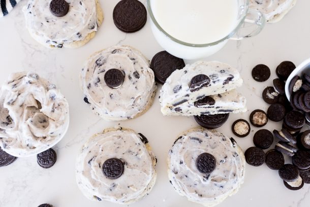 Crumbl Cookies and Cream Milkshake Cookies - Cooking With Karli