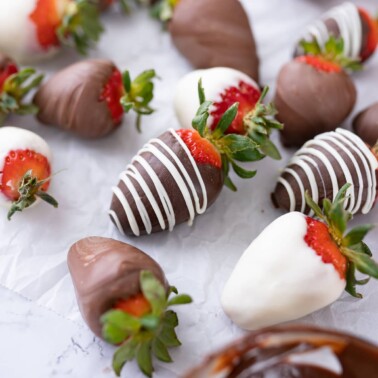 How to Make Chocolate Covered Strawberries - Cooking With Karli